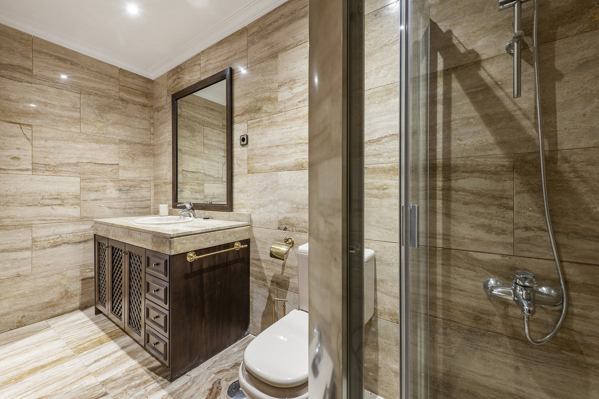 How Do You Prepare For Installing A Walk-In Shower Screen? — Glass ...